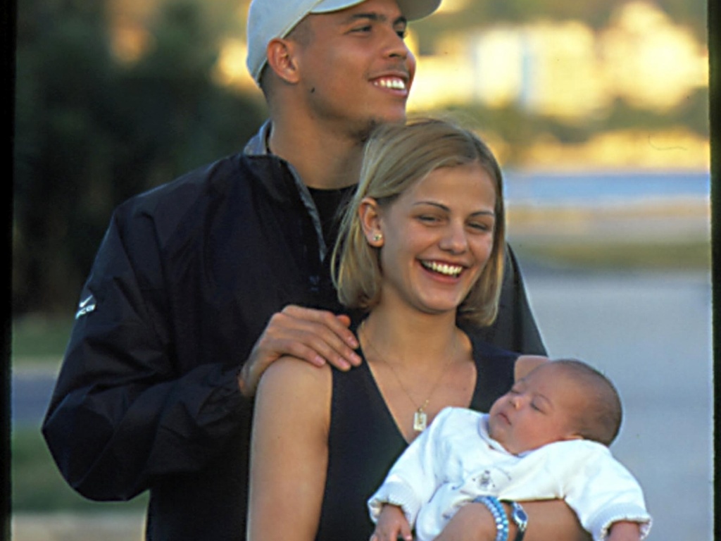 Fotos: Ronaldo e Milene Domingues - 20/07/2011 - UOL Esporte