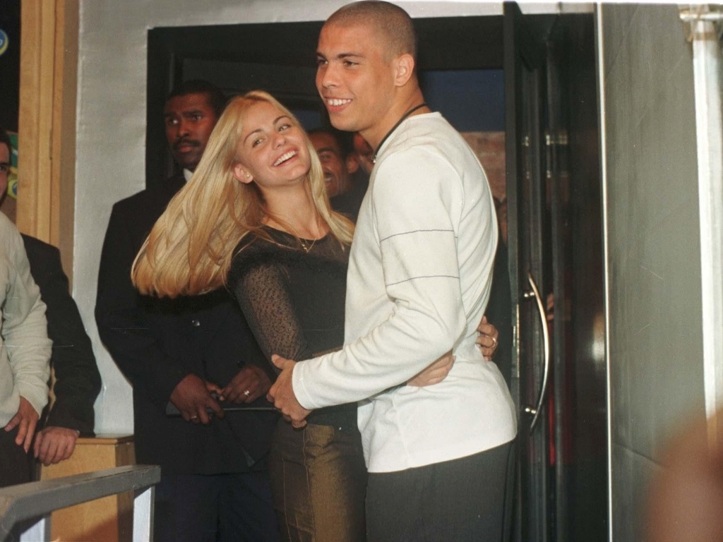 Fotos: Ronaldo e Milene Domingues - 20/07/2011 - UOL Esporte