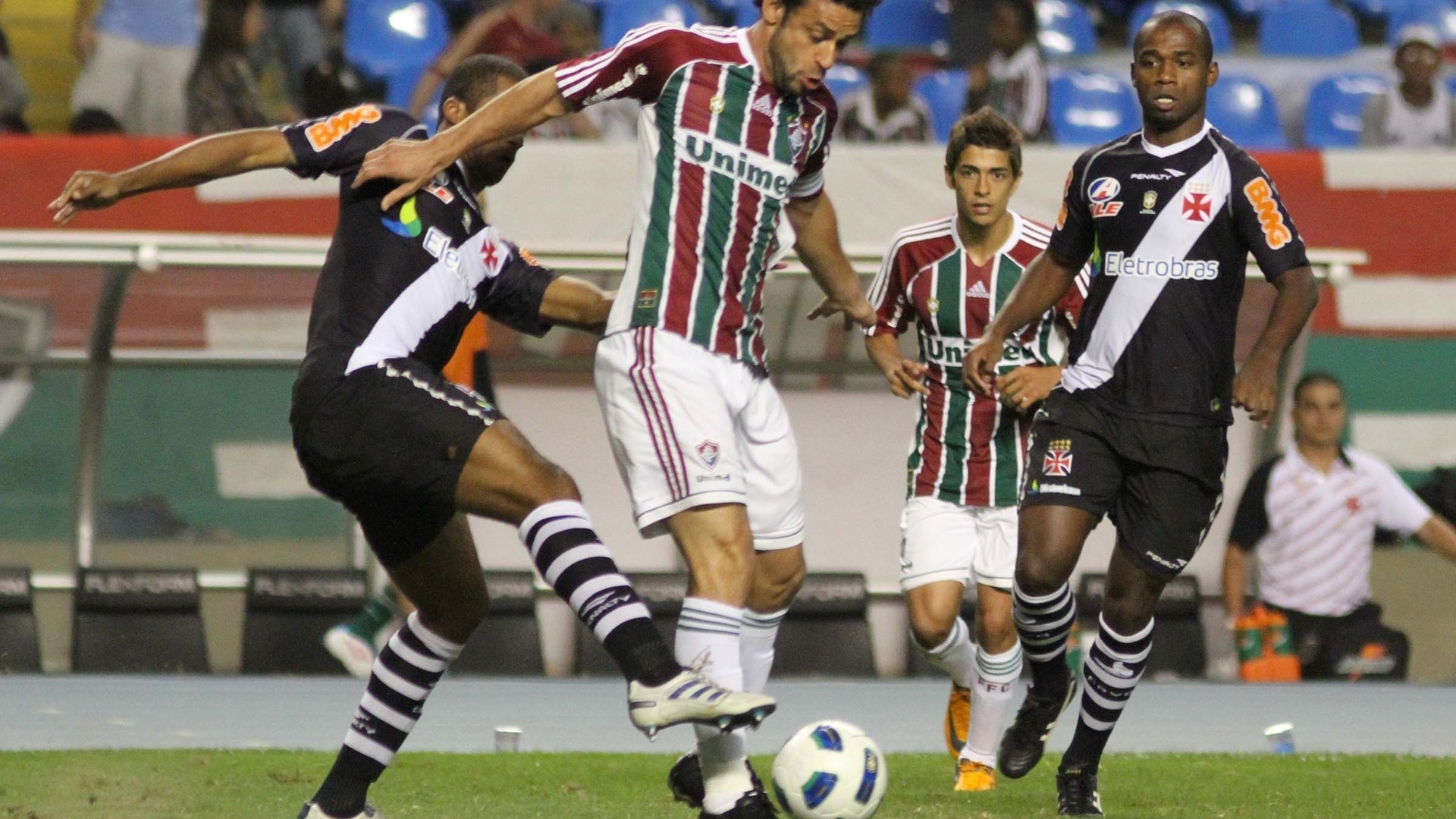 Fotos: Vasco x Fluminense - 21/08/2011 - UOL Esporte