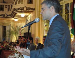 Diminuição da dívida do Flu é o grande desafio na gestão Peter Siemsen ...