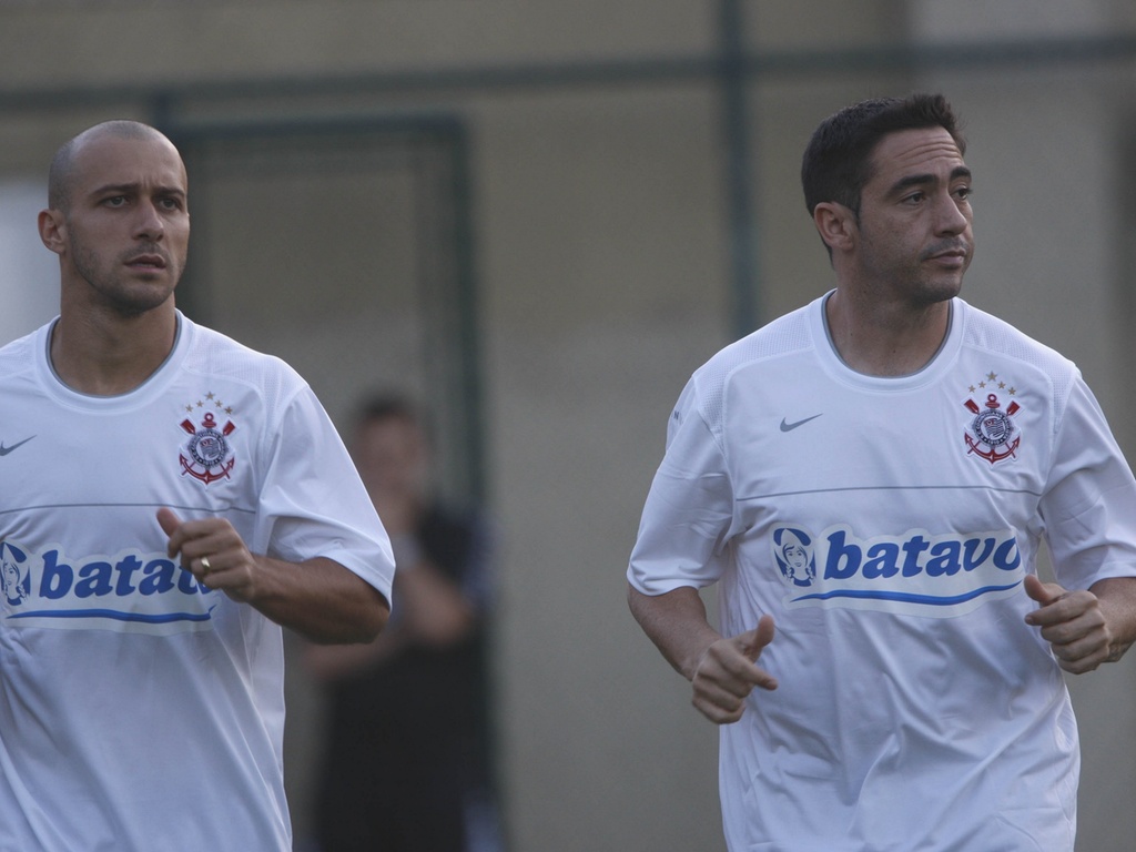 Fotos: Relembre os principais momentos de Alessandro pelo Corinthians ...