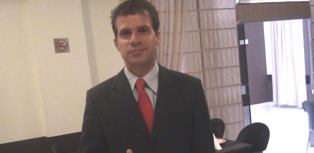 Túlio reivindica média melhor que a de Pelé e analisa camisas 9 de Mano ...