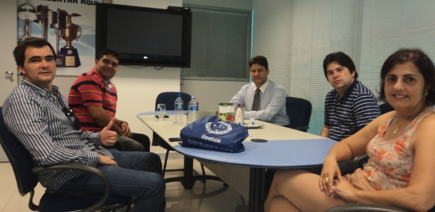 Samuel Rosa visita Cruzeiro, toma café com novo presidente e deixa ...