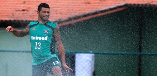 Edinho treina no Fluminense e não deve ser problema para duelo com Boca ...
